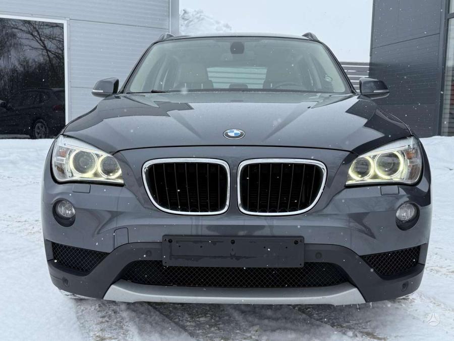 Pelēks BMW X1 2013 Utena, ar dzinēja tilpumu 2.00 L un nobraukumu 218 tūkst. km par 8650 €, foto 4 vietnē AUTOMOTO.COM.LV