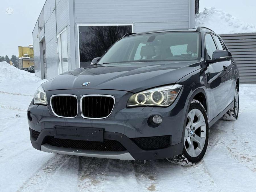 Grey BMW X1 2013 in Utena, with an engine capacity of 2.00 L and mileage of 218 thousand km for 8550 €, photo 3 on AUTOMOTO.COM.LV