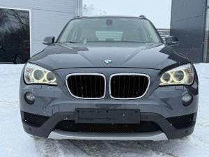 Grey BMW X1 2013 in Utena, with an engine capacity of 2.00 L and mileage of 218 thousand km for 8550 €, photo 9 on AUTOMOTO.COM.LV