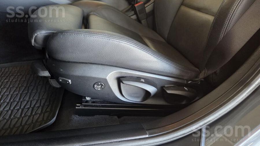 Pelēks BMW X1 2013 Rīga, ar dzinēja tilpumu 2.00 L un nobraukumu 201 tūkst. km par 9988 €, foto 35 vietnē AUTOMOTO.COM.LV