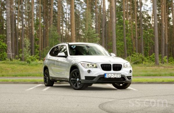 Pelēks BMW X1 2013 Rīga, ar dzinēja tilpumu 2.00 L un nobraukumu 275 tūkst. km par 7990 €, foto 2 vietnē AUTOMOTO.COM.LV