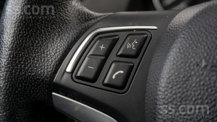 Pelēks BMW X1 2013 Rīga, ar dzinēja tilpumu 2.00 L un nobraukumu 275 tūkst. km par 7990 €, foto 20 vietnē AUTOMOTO.COM.LV