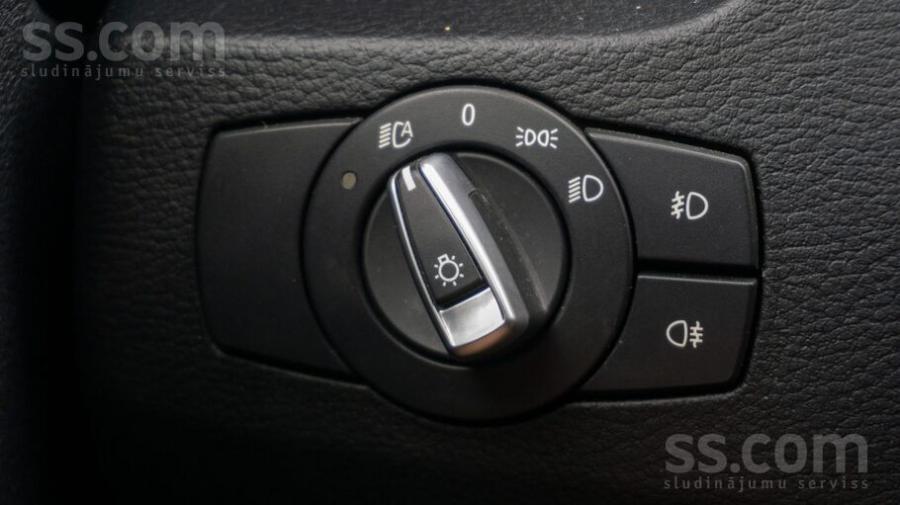Pelēks BMW X1 2013 Rīga, ar dzinēja tilpumu 2.00 L un nobraukumu 275 tūkst. km par 7990 €, foto 24 vietnē AUTOMOTO.COM.LV