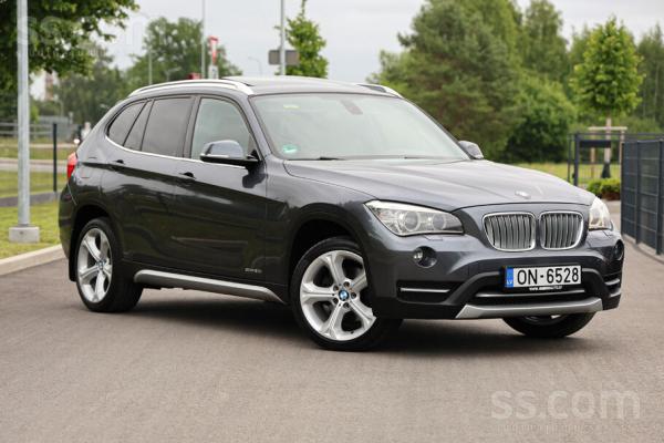 Pelēks BMW X1 2013 Jelgava, ar dzinēja tilpumu 2.00 L un nobraukumu 0 tūkst. km par 9990 €, foto 3 vietnē AUTOMOTO.COM.LV