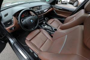 Pelēks BMW X1 2013 Jelgava, ar dzinēja tilpumu 2.00 L un nobraukumu 250 tūkst. km par 9990 €, foto 9 vietnē AUTOMOTO.COM.LV