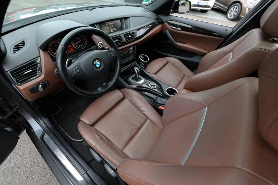Pelēks BMW X1 2013 Jelgava, ar dzinēja tilpumu 2.00 L un nobraukumu 250 tūkst. km par 9990 €, foto 9 vietnē AUTOMOTO.COM.LV