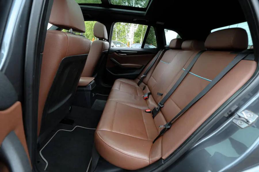 Pelēks BMW X1 2013 Jelgava, ar dzinēja tilpumu 2.00 L un nobraukumu 250 tūkst. km par 9990 €, foto 11 vietnē AUTOMOTO.COM.LV