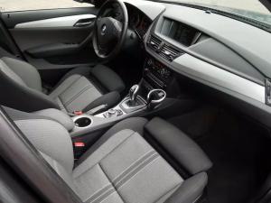 Grey BMW X1 2013 in Kuldiga, with an engine capacity of 2.00 L and mileage of 216 thousand km for 8800 €, photo 8 on AUTOMOTO.COM.LV