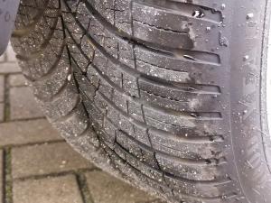 Grey BMW X1 2013 in Kuldiga, with an engine capacity of 2.00 L and mileage of 216 thousand km for 8800 €, photo 25 on AUTOMOTO.COM.LV