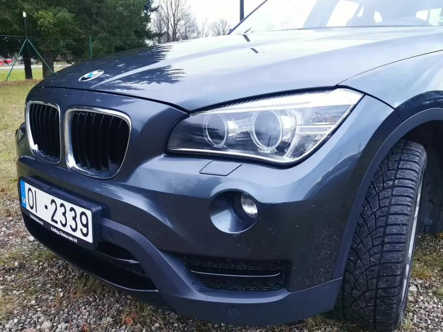 Grey BMW X1 2013 in Kuldiga, with an engine capacity of 2.00 L and mileage of 281 thousand km for 8400 €, photo 7 on AUTOMOTO.COM.LV