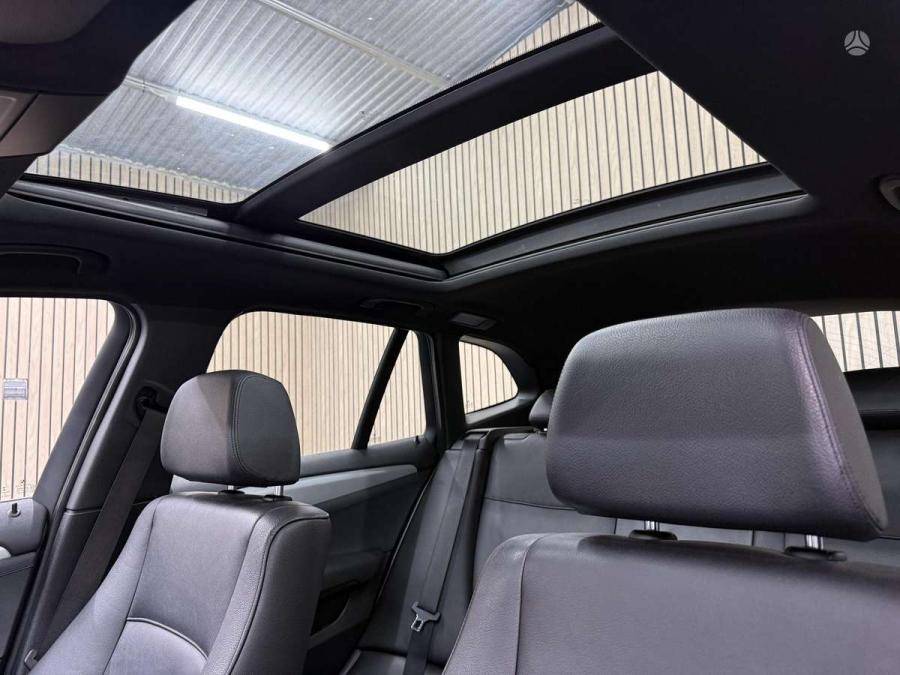 Pelēks BMW X1 2013 Marijampole, ar dzinēja tilpumu 2.00 L un nobraukumu 277 tūkst. km par 7400 €, foto 4 vietnē AUTOMOTO.COM.LV