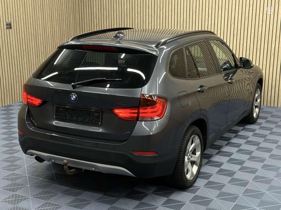 Pelēks BMW X1 2013 Marijampole, ar dzinēja tilpumu 2.00 L un nobraukumu 277 tūkst. km par 7400 €, foto 13 vietnē AUTOMOTO.COM.LV