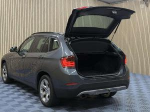 Pelēks BMW X1 2013 Marijampole, ar dzinēja tilpumu 2.00 L un nobraukumu 277 tūkst. km par 7400 €, foto 14 vietnē AUTOMOTO.COM.LV