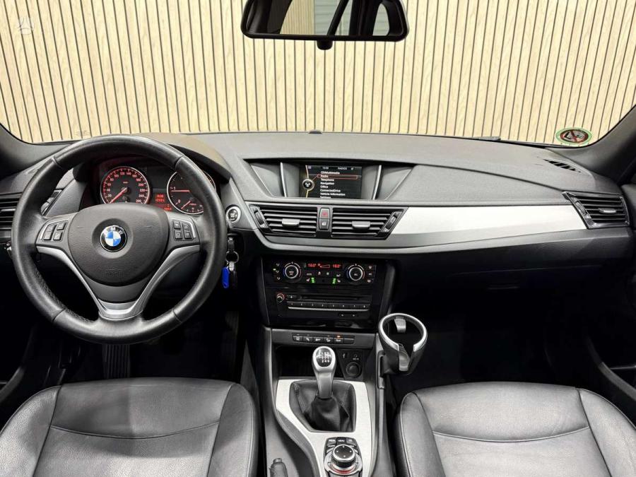 Pelēks BMW X1 2013 Marijampole, ar dzinēja tilpumu 2.00 L un nobraukumu 277 tūkst. km par 7400 €, foto 22 vietnē AUTOMOTO.COM.LV