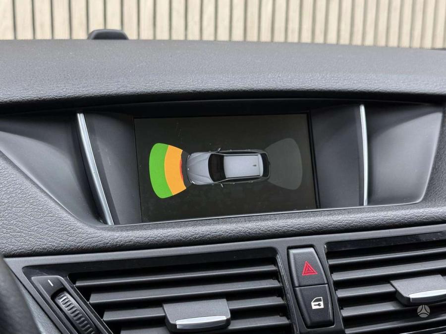 Pelēks BMW X1 2013 Marijampole, ar dzinēja tilpumu 2.00 L un nobraukumu 277 tūkst. km par 7400 €, foto 28 vietnē AUTOMOTO.COM.LV