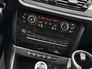 Pelēks BMW X1 2013 Marijampole, ar dzinēja tilpumu 2.00 L un nobraukumu 277 tūkst. km par 7400 €, foto 29 vietnē AUTOMOTO.COM.LV