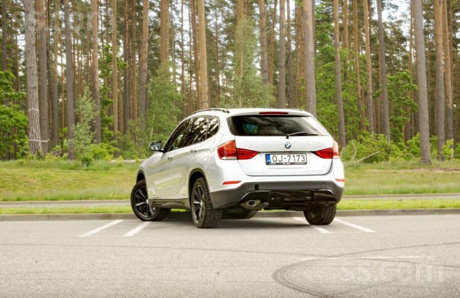 Pelēks BMW X1 2013 Rīga, ar dzinēja tilpumu 2.00 L un nobraukumu 275 tūkst. km par 6590 €, foto 8 vietnē AUTOMOTO.COM.LV