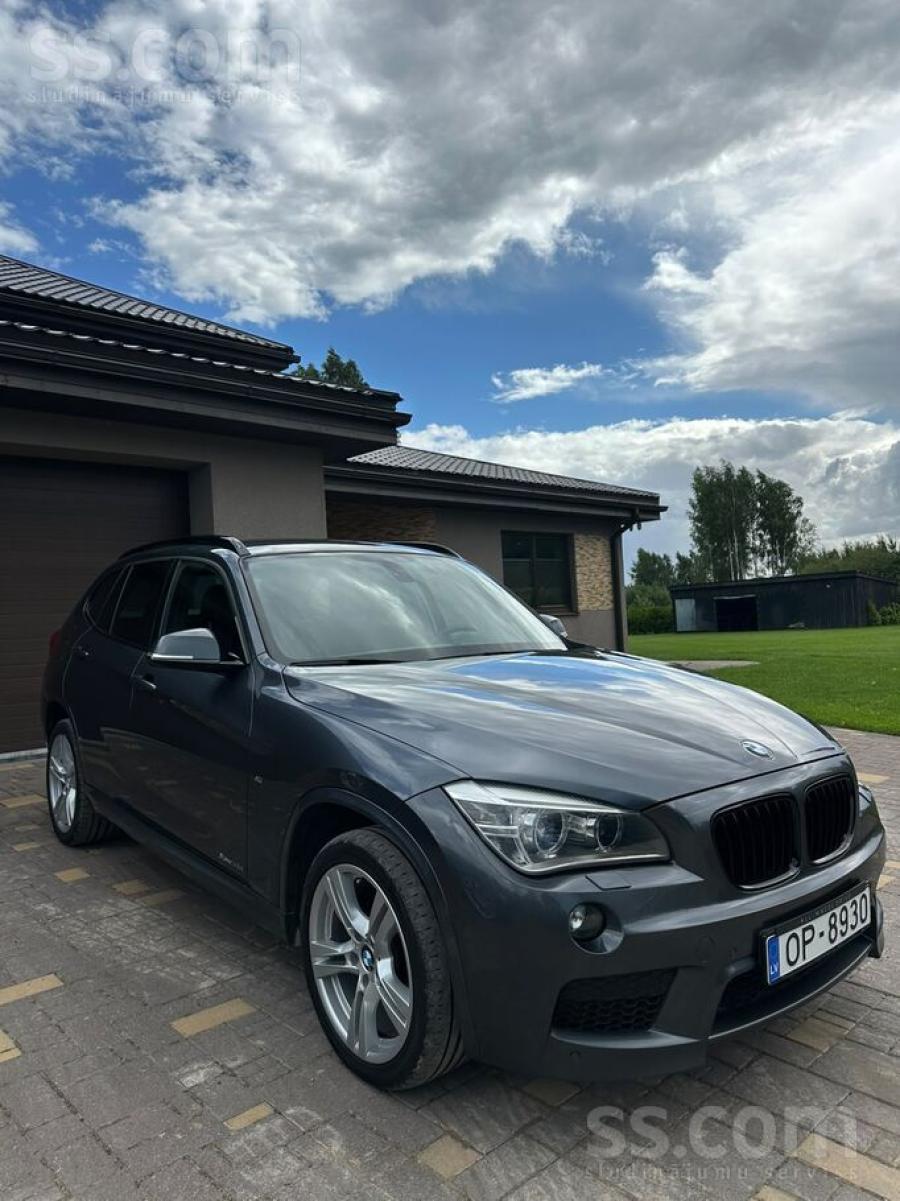 Pelēks BMW X1 2013 Jelgava, ar dzinēja tilpumu 2.00 L un nobraukumu 204 tūkst. km par 9800 €, foto 1 vietnē AUTOMOTO.COM.LV