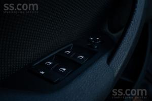 Pelēks BMW X1 2013 Jelgava, ar dzinēja tilpumu 2.00 L un nobraukumu 204 tūkst. km par 9800 €, foto 21 vietnē AUTOMOTO.COM.LV