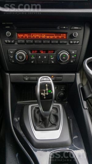 Pelēks BMW X1 2013 Rīga, ar dzinēja tilpumu 2.00 L un nobraukumu 275 tūkst. km par 6590 €, foto 16 vietnē AUTOMOTO.COM.LV