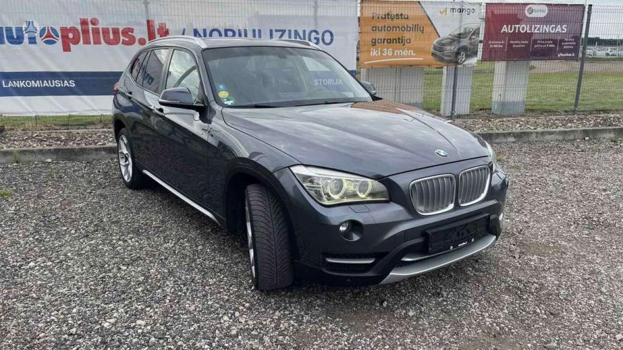 Grey BMW X1 2013 in Marijampole, with an engine capacity of 2.00 L and mileage of 367 thousand km for 7990 €, photo 6 on AUTOMOTO.COM.LV