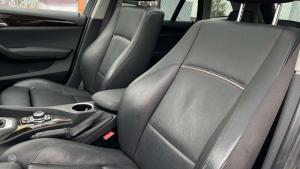 Grey BMW X1 2013 in Marijampole, with an engine capacity of 2.00 L and mileage of 367 thousand km for 7990 €, photo 12 on AUTOMOTO.COM.LV