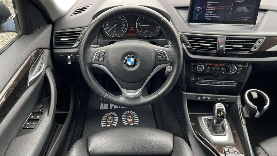Grey BMW X1 2013 in Marijampole, with an engine capacity of 2.00 L and mileage of 367 thousand km for 7990 €, photo 21 on AUTOMOTO.COM.LV