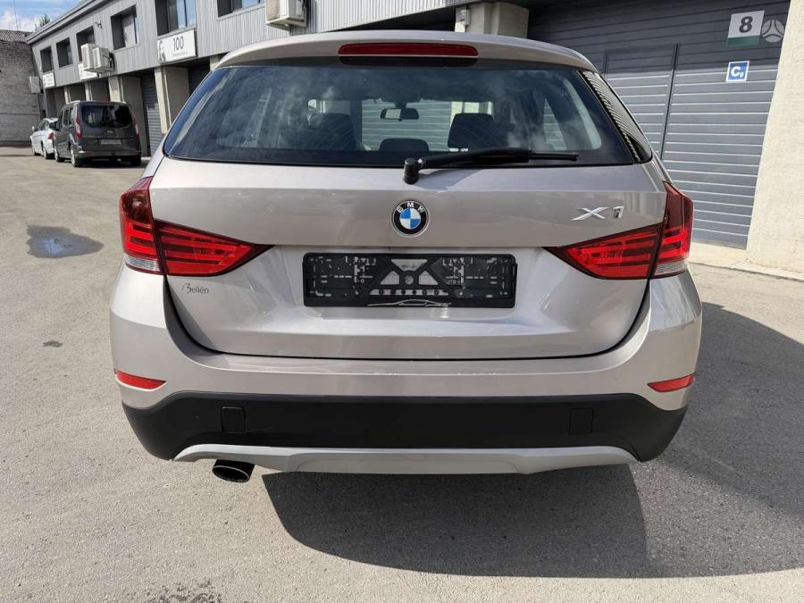 Grey BMW X1 2013 in Siauliai, with an engine capacity of 2.00 L and mileage of 95 thousand km for 6800 €, photo 9 on AUTOMOTO.COM.LV