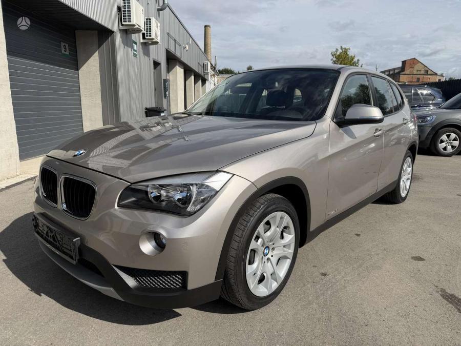 Grey BMW X1 2013 in Siauliai, with an engine capacity of 2.00 L and mileage of 95 thousand km for 6800 €, photo 10 on AUTOMOTO.COM.LV