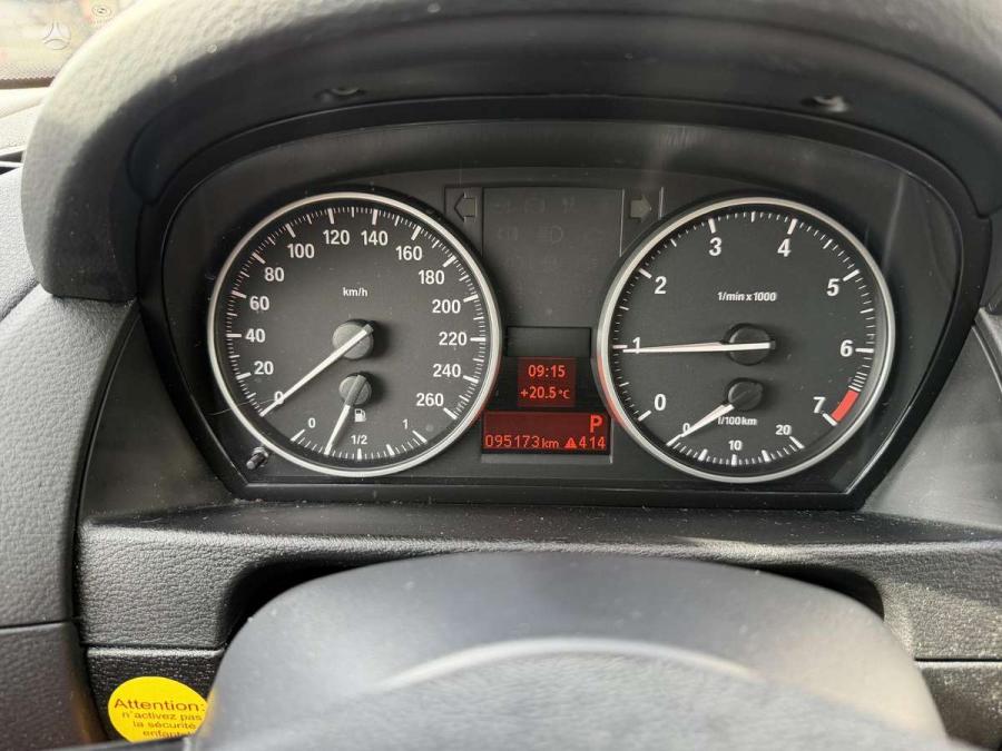 Grey BMW X1 2013 in Siauliai, with an engine capacity of 2.00 L and mileage of 95 thousand km for 6800 €, photo 14 on AUTOMOTO.COM.LV
