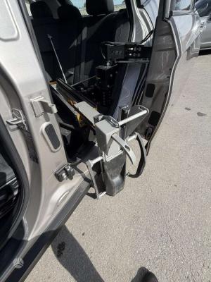 Grey BMW X1 2013 in Siauliai, with an engine capacity of 2.00 L and mileage of 95 thousand km for 6800 €, photo 25 on AUTOMOTO.COM.LV