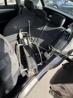 Grey BMW X1 2013 in Siauliai, with an engine capacity of 2.00 L and mileage of 95 thousand km for 6800 €, photo 27 on AUTOMOTO.COM.LV