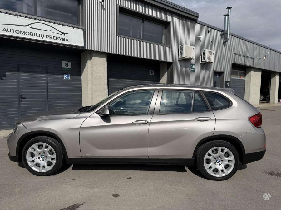 Grey BMW X1 2013 in Siauliai, with an engine capacity of 2.00 L and mileage of 95 thousand km for 6800 €, photo 29 on AUTOMOTO.COM.LV
