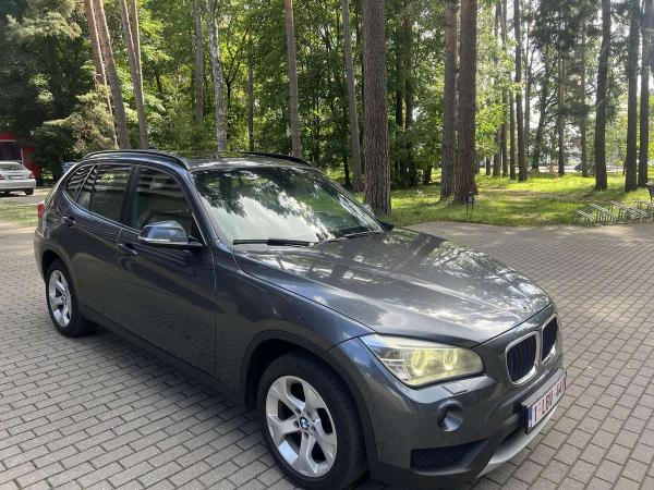 BMW X1 2013 AlÄ«ta vietnÄ PelÄks BMW X1 2013 AlÄ«ta, ar dzinÄja tilpumu 2.00 L un nobraukumu 167 tÅ«kst. km par 6950 ā¬, foto 3 vietnÄ AUTOMOTO.COM.LV