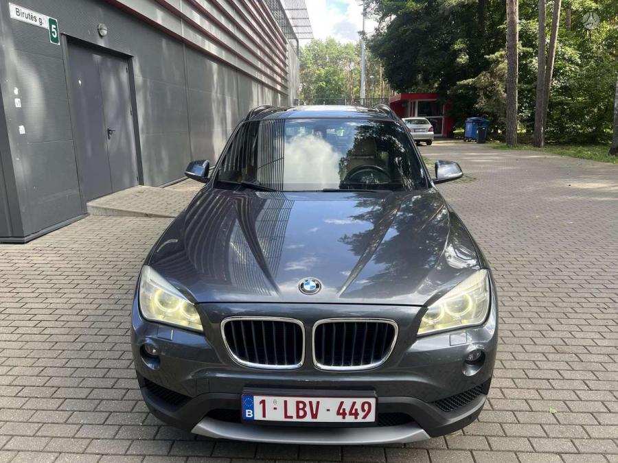 Grey BMW X1 2013 in Alytus, with an engine capacity of 2.00 L and mileage of 167 thousand km for 6950 €, photo 4 on AUTOMOTO.COM.LV