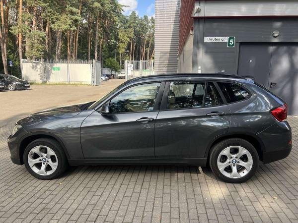 BMW X1 2013 AlÄ«ta vietnÄ PelÄks BMW X1 2013 AlÄ«ta, ar dzinÄja tilpumu 2.00 L un nobraukumu 167 tÅ«kst. km par 6950 ā¬, foto 5 vietnÄ AUTOMOTO.COM.LV