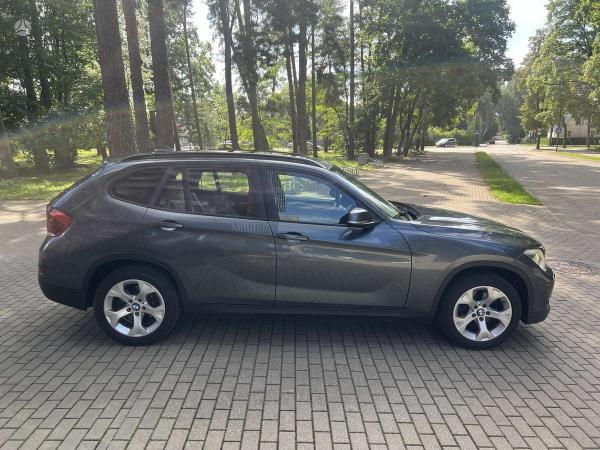 BMW X1 2013 AlÄ«ta vietnÄ PelÄks BMW X1 2013 AlÄ«ta, ar dzinÄja tilpumu 2.00 L un nobraukumu 167 tÅ«kst. km par 6950 ā¬, foto 6 vietnÄ AUTOMOTO.COM.LV