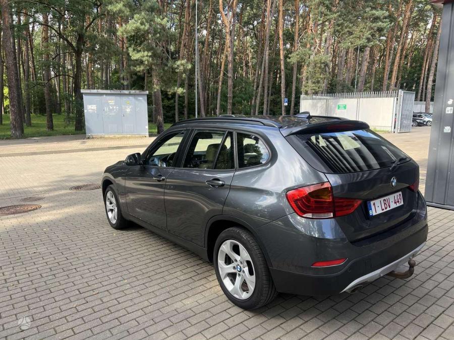 Grey BMW X1 2013 in Alytus, with an engine capacity of 2.00 L and mileage of 167 thousand km for 6950 €, photo 7 on AUTOMOTO.COM.LV