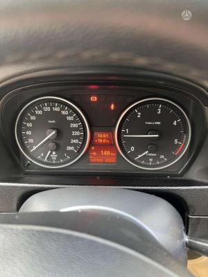 Grey BMW X1 2013 in Alytus, with an engine capacity of 2.00 L and mileage of 167 thousand km for 6950 €, photo 9 on AUTOMOTO.COM.LV