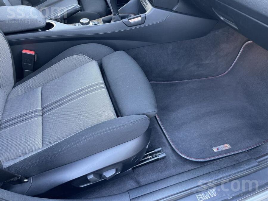 Grey BMW X1 2013 in Jurmala, with an engine capacity of 2.00 L and mileage of 0 thousand km for 7750 €, photo 30 on AUTOMOTO.COM.LV