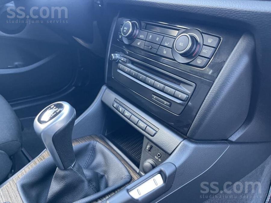 Grey BMW X1 2013 in Jurmala, with an engine capacity of 2.00 L and mileage of 0 thousand km for 7750 €, photo 33 on AUTOMOTO.COM.LV