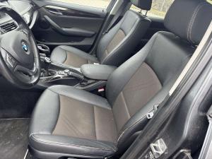 Grey BMW X1 2013 in Marijampole, with an engine capacity of 2.00 L and mileage of 231 thousand km for 5700 €, photo 19 on AUTOMOTO.COM.LV