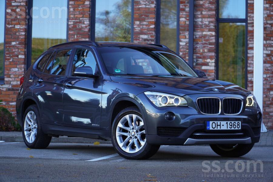 Grey BMW X1 2014 in Riga, with an engine capacity of 2.00 L and mileage of 72 thousand km for 12990 €, photo 5 on AUTOMOTO.COM.LV