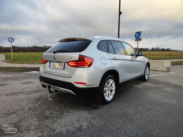 Grey BMW X1 2014 in Kaunas, with an engine capacity of 2.00 L and mileage of 180 thousand km for 6999 €, photo 3 on AUTOMOTO.COM.LV
