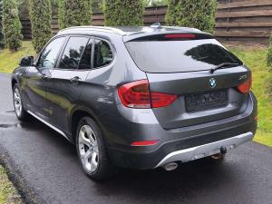 Grey BMW X1 2014 in Utena, with an engine capacity of 2.00 L and mileage of 263 thousand km for 8400 €, photo 6 on AUTOMOTO.COM.LV
