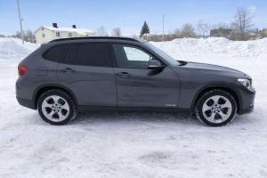 Grey BMW X1 2014 in Siauliai, with an engine capacity of 2.00 L and mileage of 219 thousand km for 9550 €, photo 7 on AUTOMOTO.COM.LV