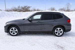 Grey BMW X1 2014 in Siauliai, with an engine capacity of 2.00 L and mileage of 219 thousand km for 9550 €, photo 8 on AUTOMOTO.COM.LV