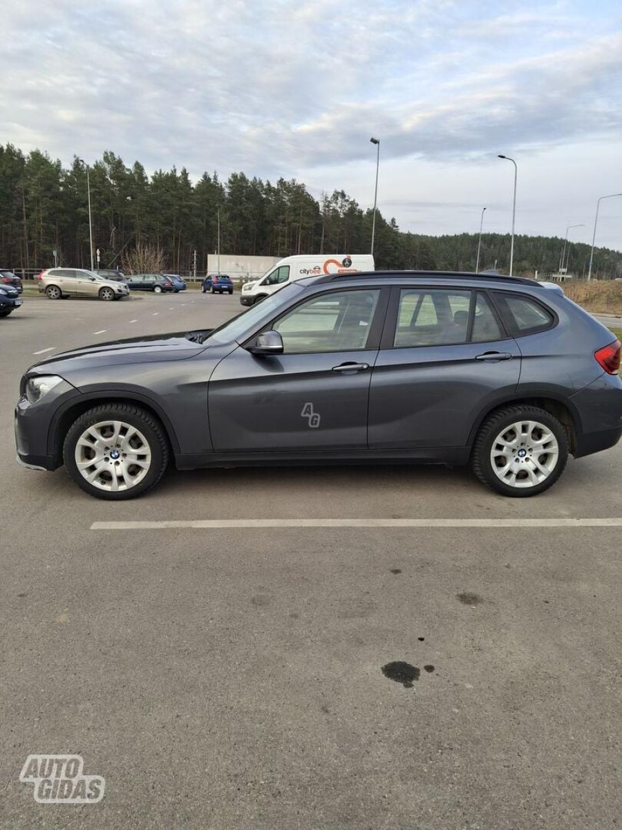 Grey BMW X1 2014 in Vilnius, with an engine capacity of 2.00 L and mileage of 222 thousand km for 8300 €, photo 4 on AUTOMOTO.COM.LV