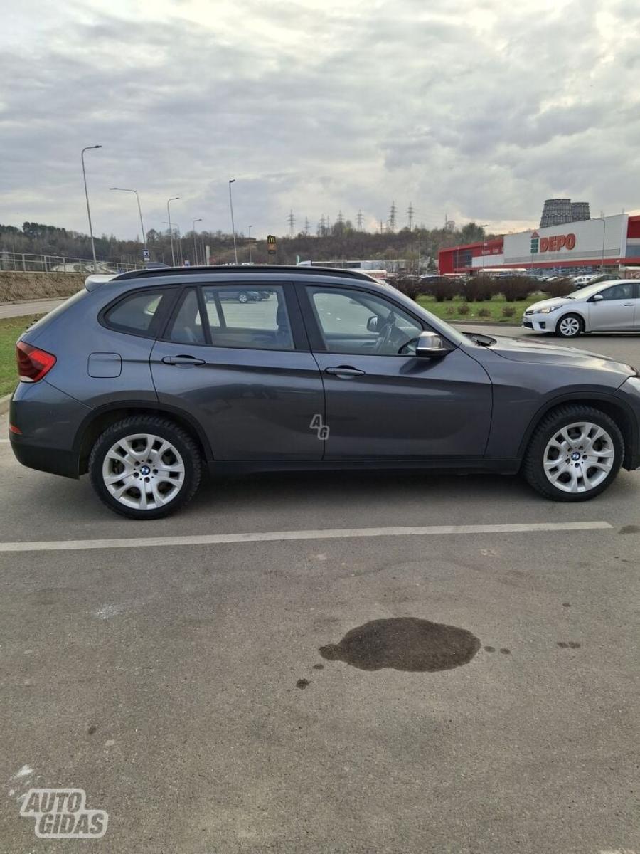 Grey BMW X1 2014 in Vilnius, with an engine capacity of 2.00 L and mileage of 222 thousand km for 8300 €, photo 6 on AUTOMOTO.COM.LV