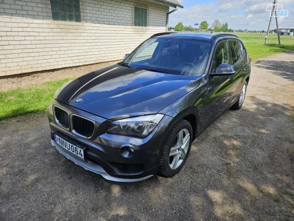 Pelēks BMW X1 2014 Panevēža, ar dzinēja tilpumu 2.00 L un nobraukumu 150 tūkst. km par 7700 €, foto 2 vietnē AUTOMOTO.COM.LV